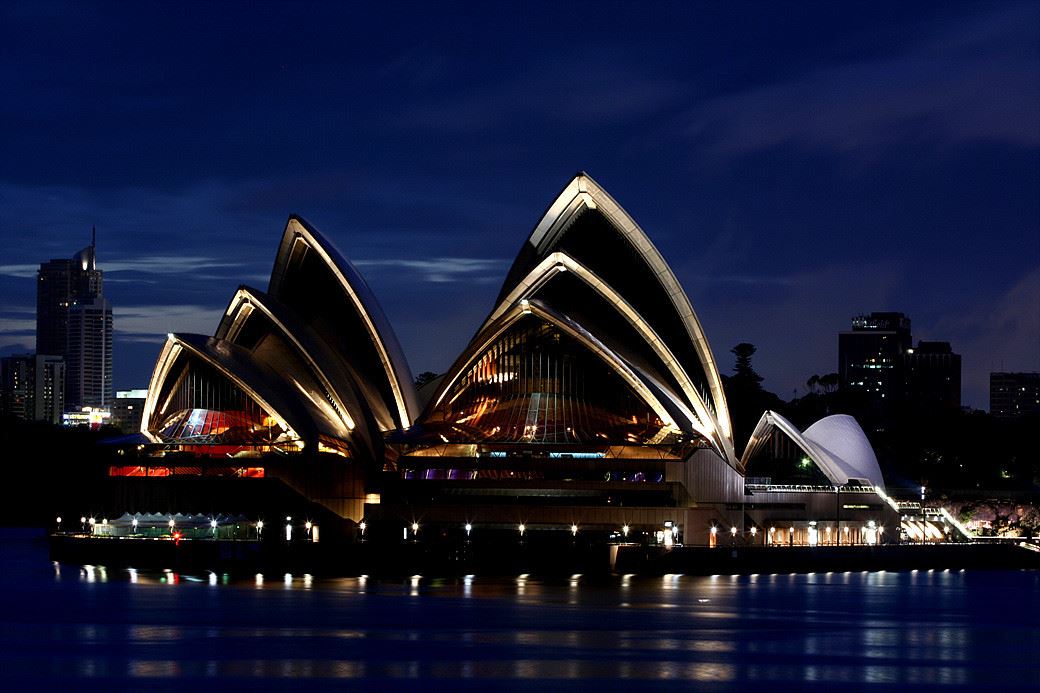 Sydney Opera Binası (1973) / Jørn Utzon - Arkitektuel Sydney Opera Binası (1973) / Jørn Utzon - Arkitektuel