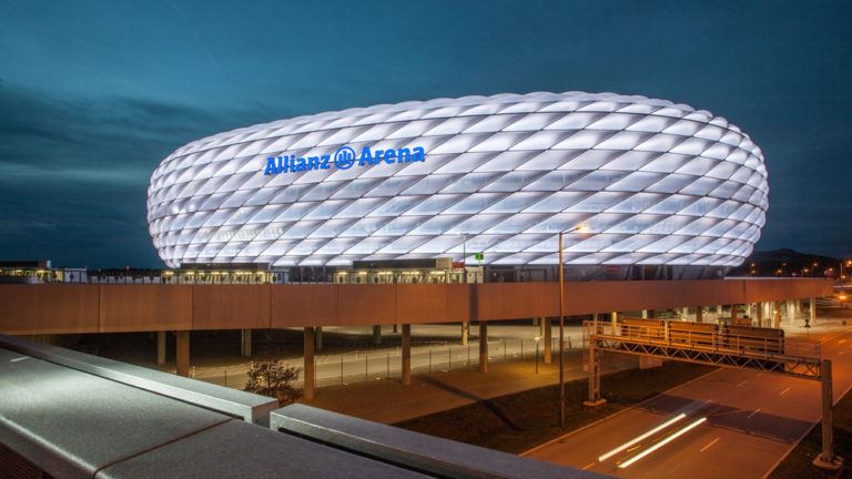 Allianz Arena / Herzog & de Meuron - Arkitektuel