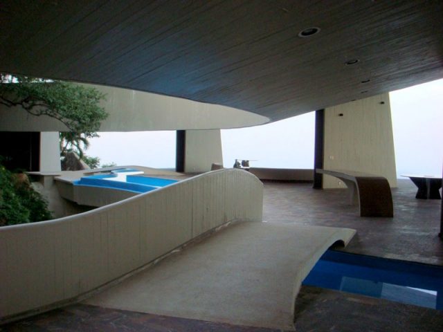 Arongo Evi / John Lautner (1973) - Arkitektuel