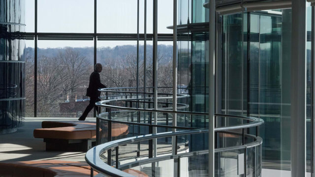 Edward P. Evans Hall / Foster + Partners - Arkitektuel