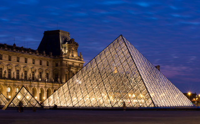 Le Grand Louvre / I.M. Pei - Arkitektuel